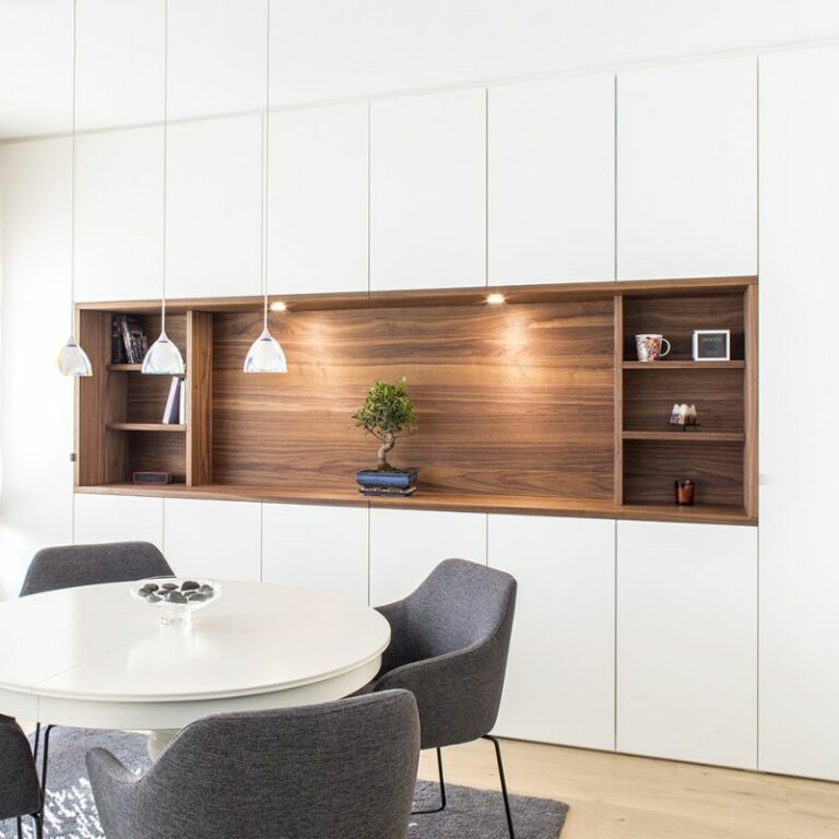 Mur de rangement sur mesure : 8 idées pour vous aider à l'aménager ...